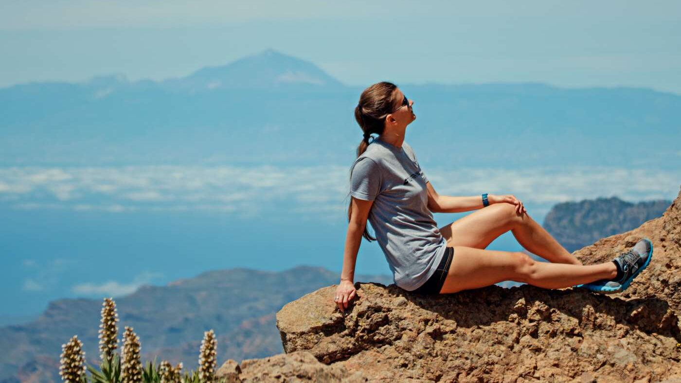 Exploring Devil's Peak Hiking Trail - Cape Tourism