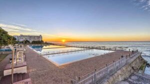 Dive into Sea Point Swimming Pools - Cape Tourism