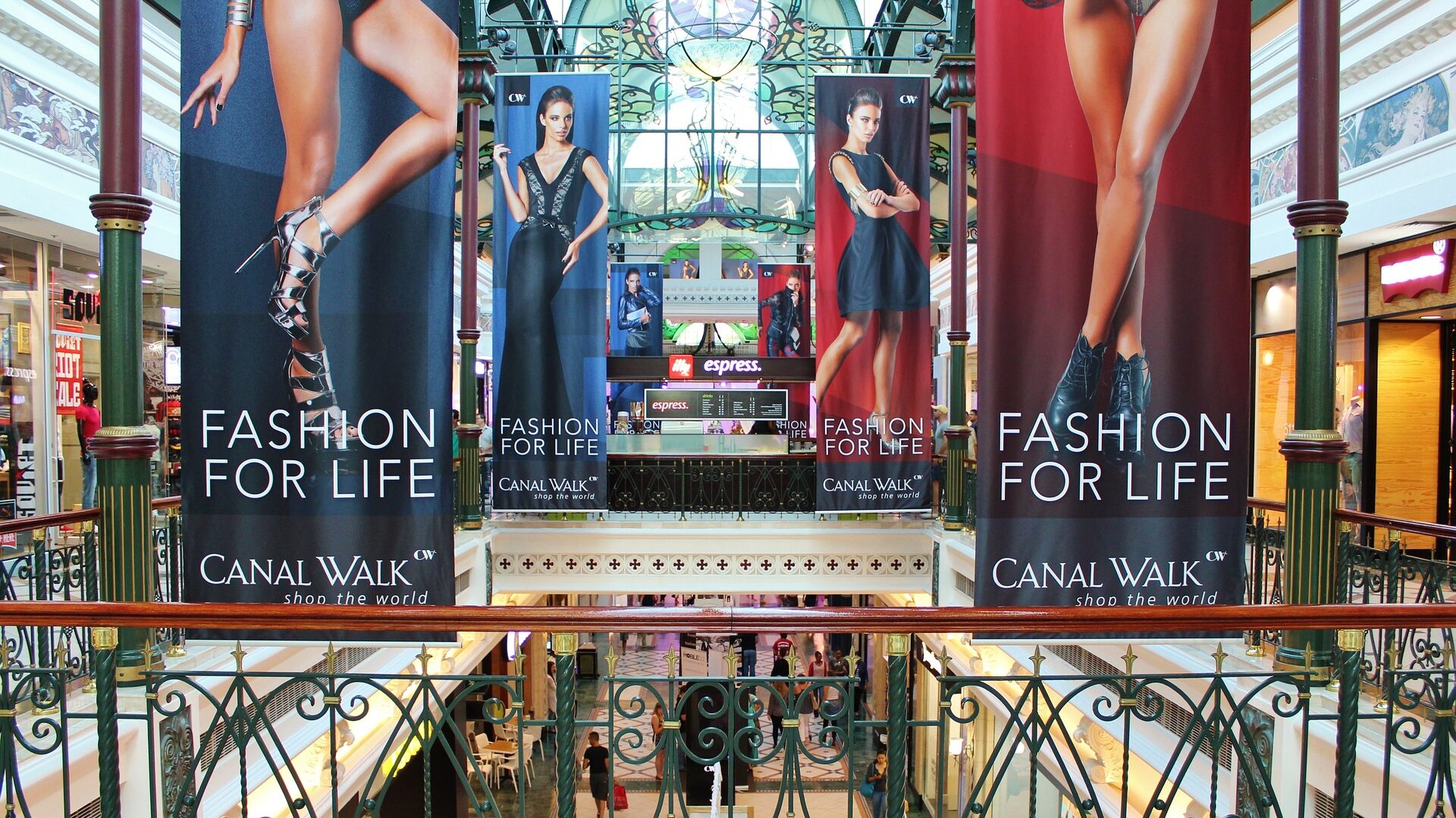 Canal Walk - Navigating through Cape Town's Most Iconic Mall