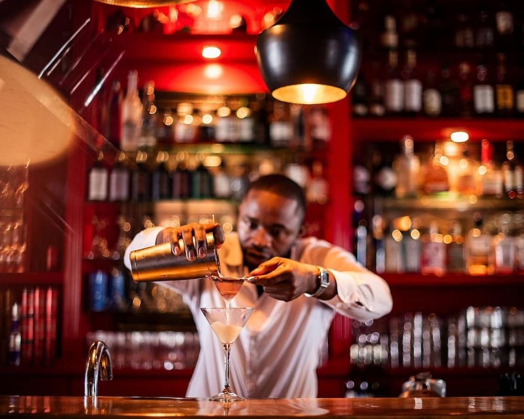 The Best Bars and Pubs in Cape Town You Need to Visit - Cape Tourism