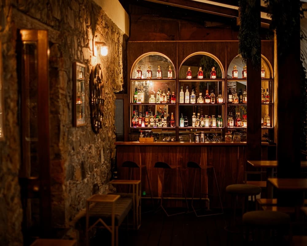 The Best Bars and Pubs in Cape Town You Need to Visit - Cape Tourism