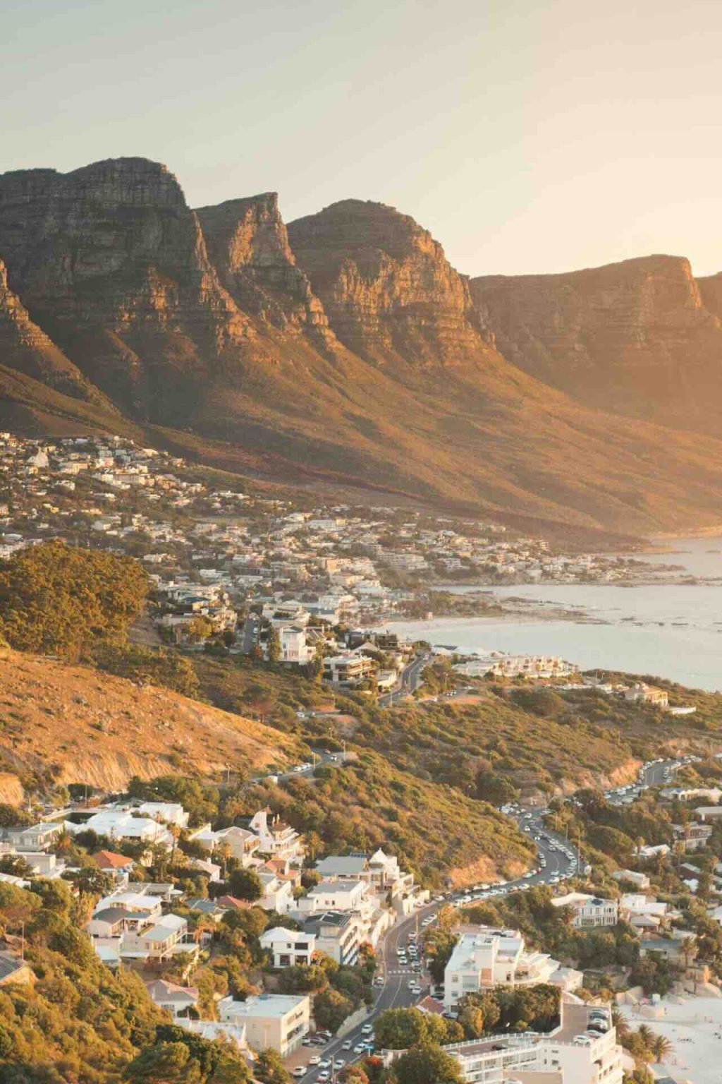 Exploring The Lively Streets of Cape Town - Cape Tourism